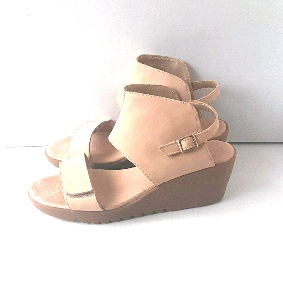 AEROSOLES | Shoes | Nwot Aerosoles In The Bog Wedges | Poshmark